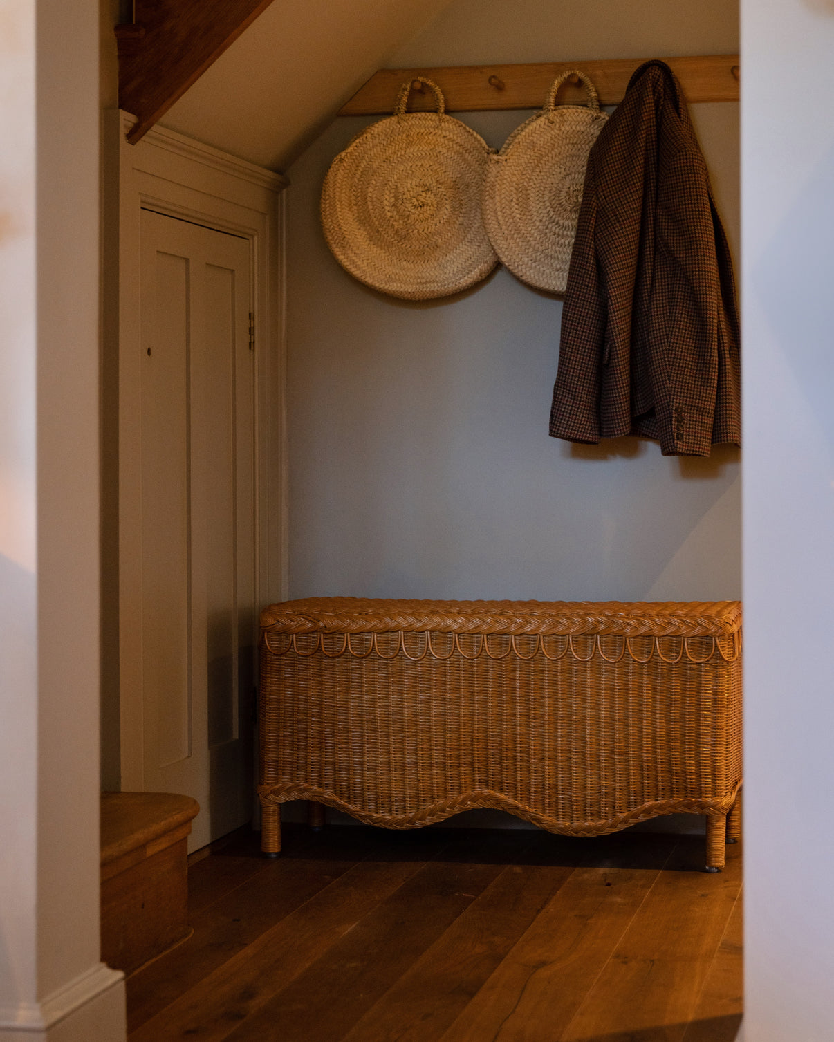 Bunny Bench – The Six Bells