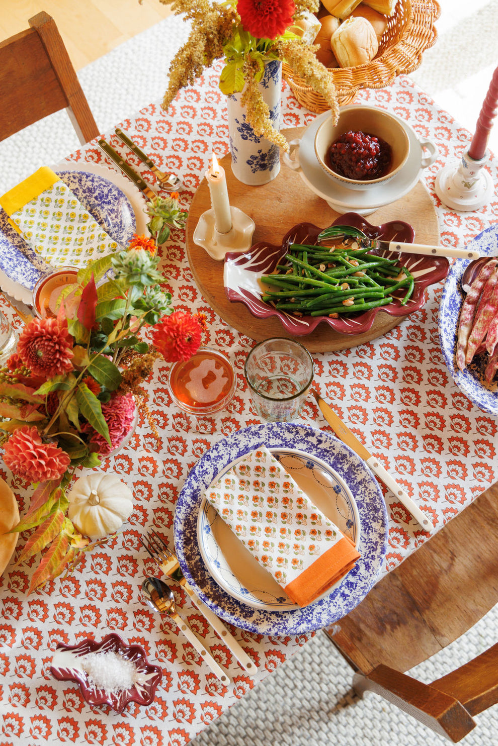 Gable Spongeware Dinner Plate – The Six Bells