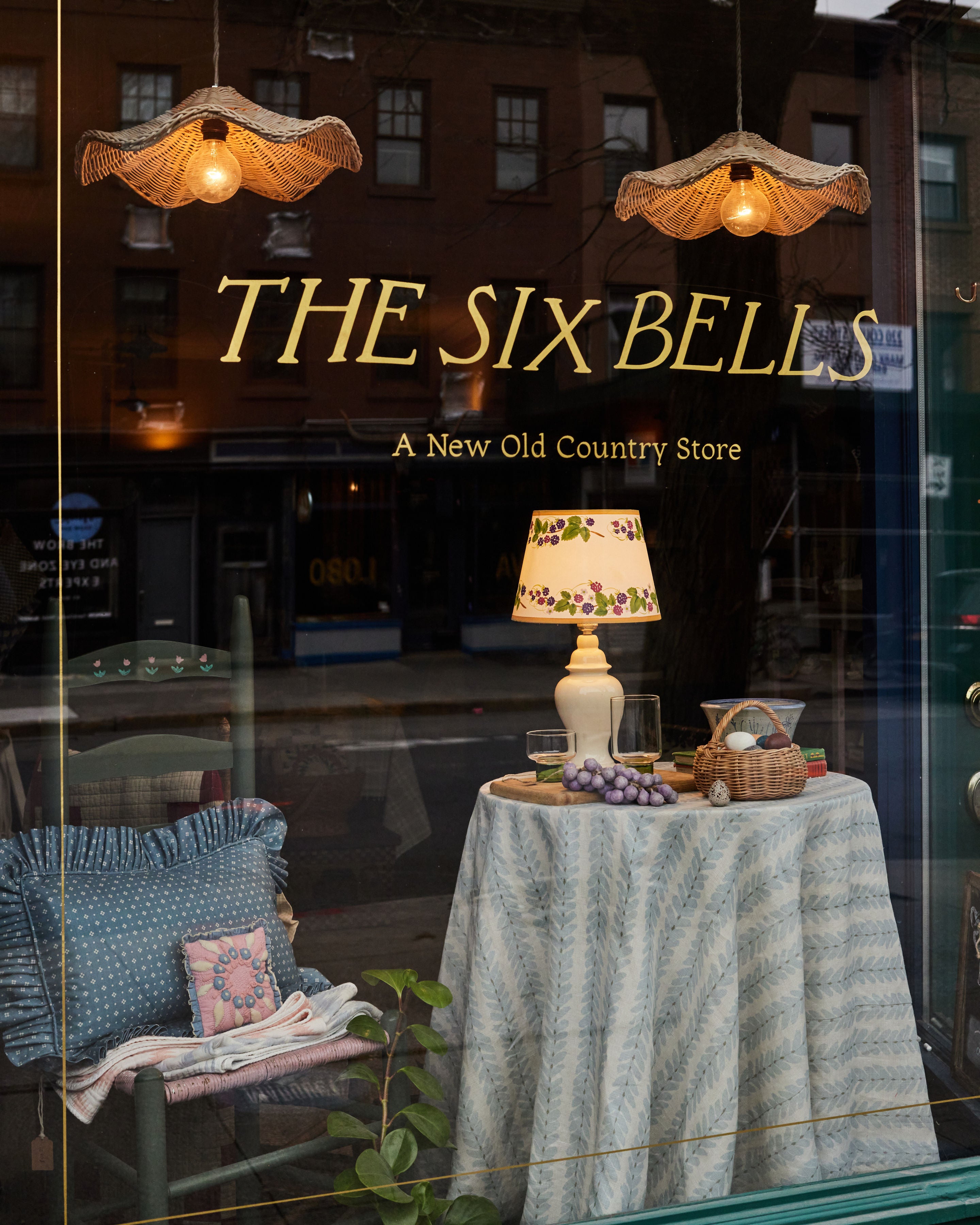 Lamps – The Six Bells